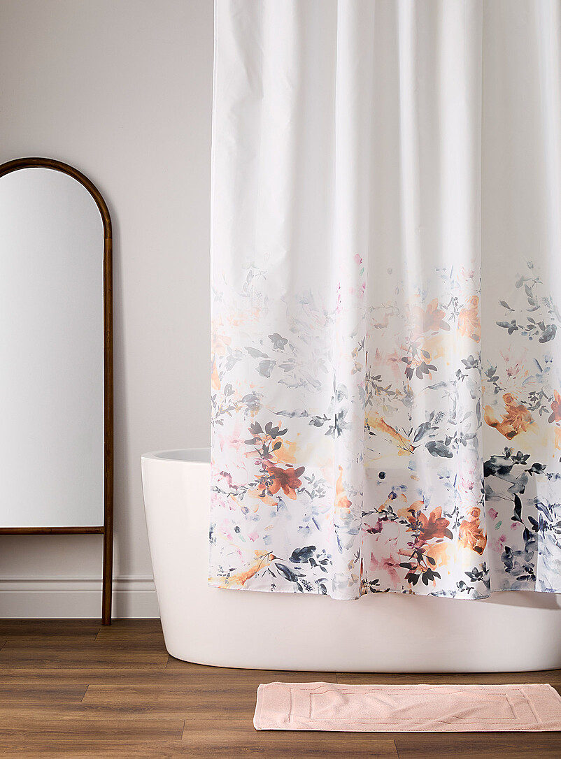 Le rideau de douche fleurs fondues | Simons Maison | Rideaux de douche ...