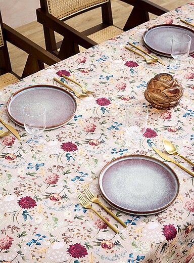 Botanical garden tablecloth | Simons Maison | Printed Tablecloths ...