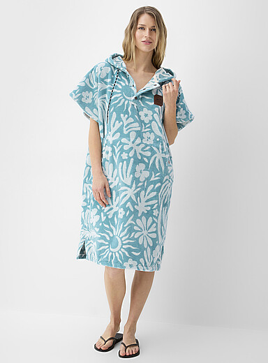 Playful garden terry poncho | Slowtide | | Simons