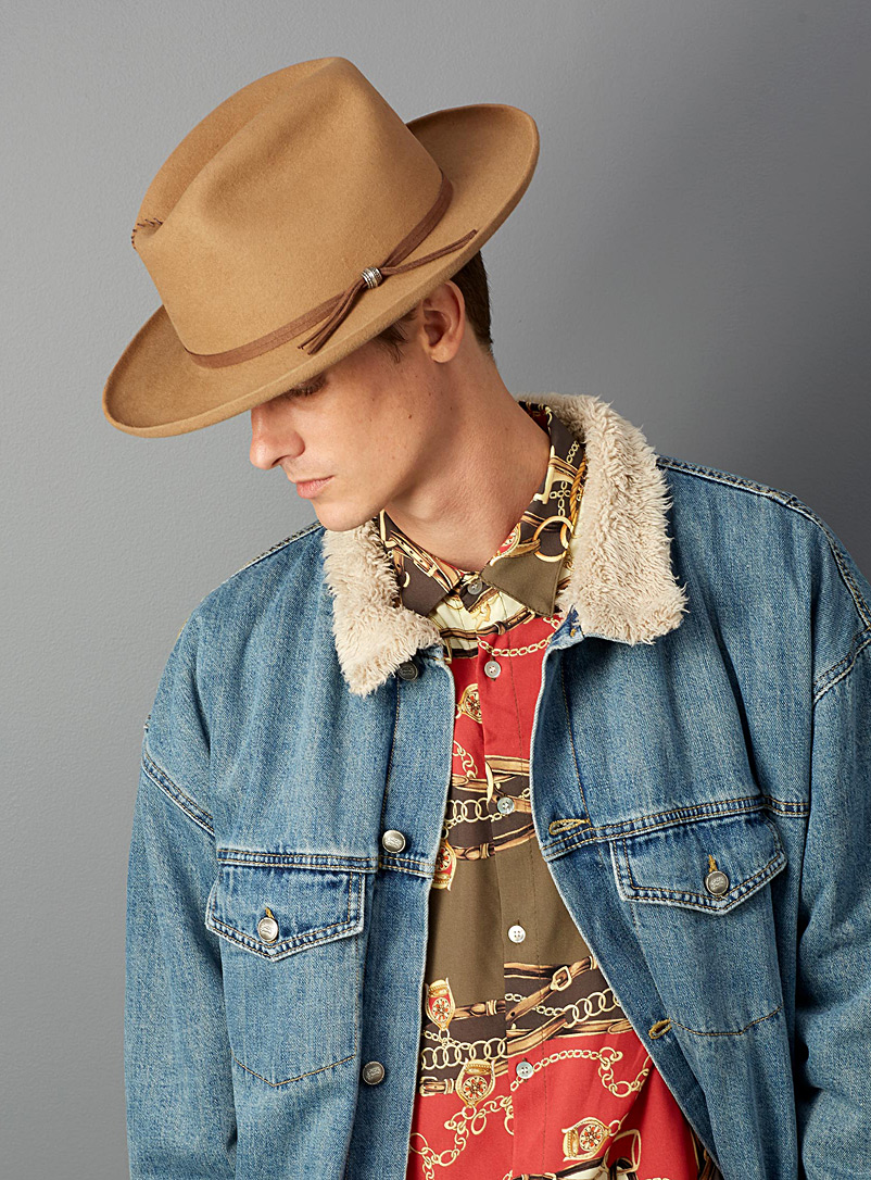 Eastern hat | Fumile | Hats | Fabrique 1840 | Canadian Creators | Simons