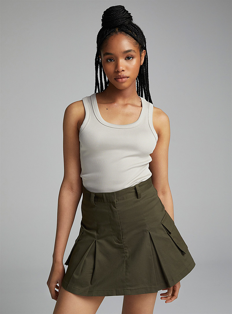Minijupes et Jupes courtes pour Femme | Simons Canada