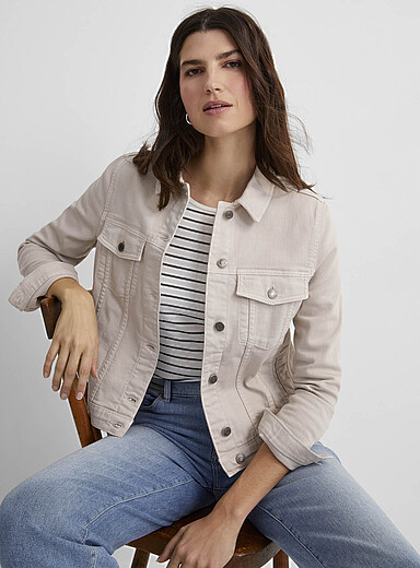 La veste en jean extensible colorée | Contemporaine | Vestes de Jeans ...