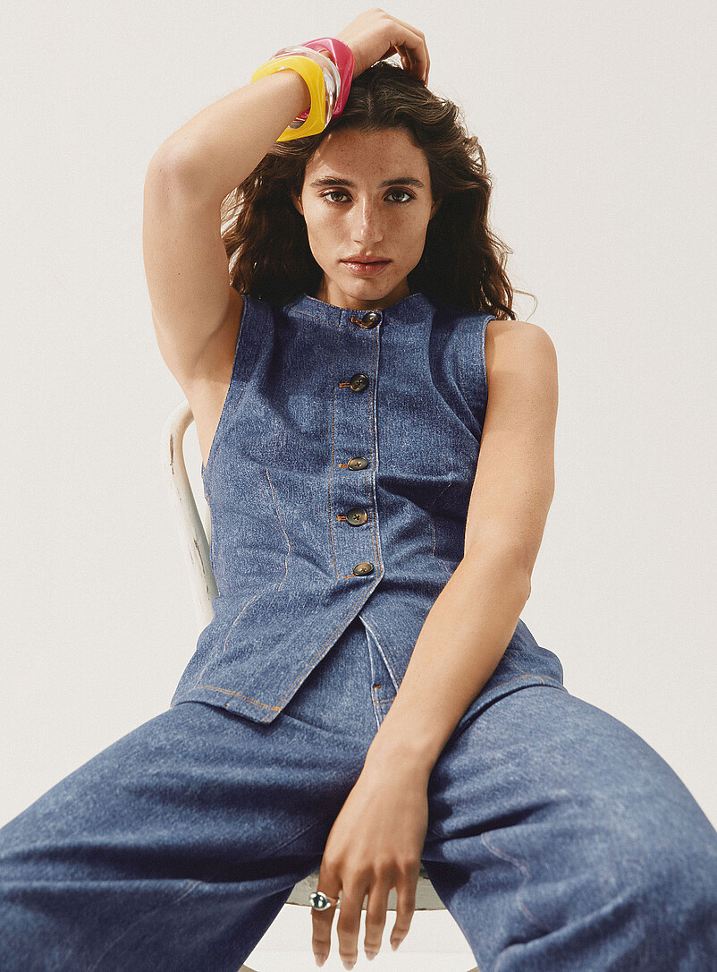Vests for Women | Simons Canada