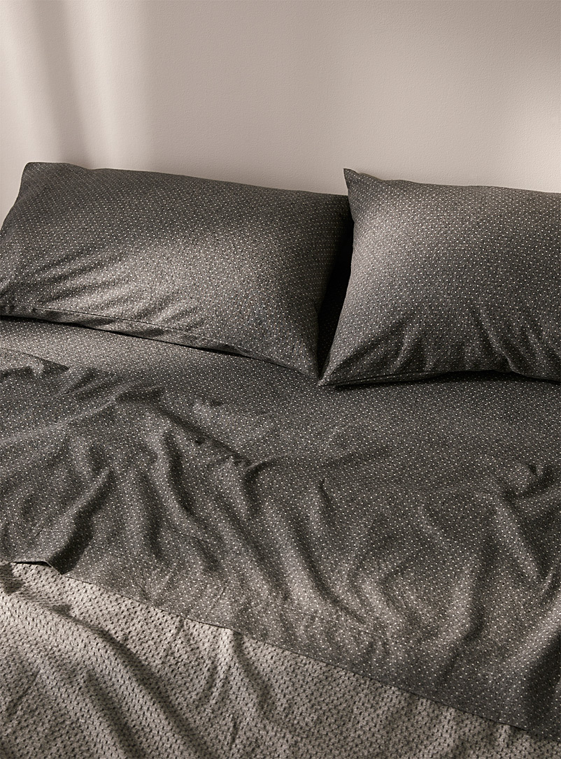 Sheets & Pillowcases | Bedroom | Simons Canada