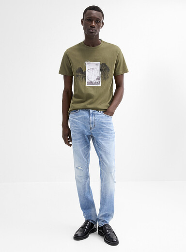 Le jean bleu pâle détails usés 708 Coupe étroite | HUGO | Jeans de ...