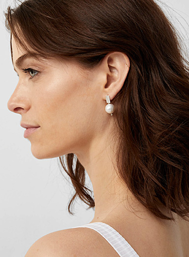 Generating 001 freshwater pearls earrings | Soma Mo | | Simons
