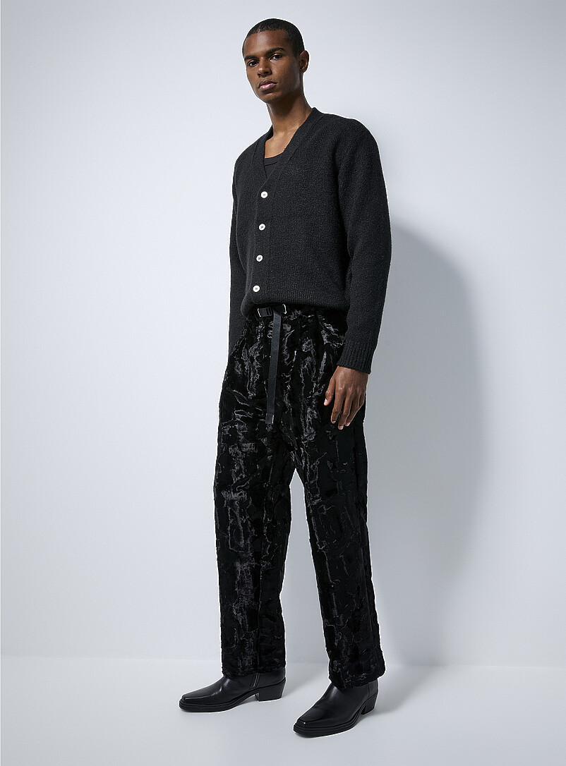 Tapered fit Pants for Men | Simons Canada