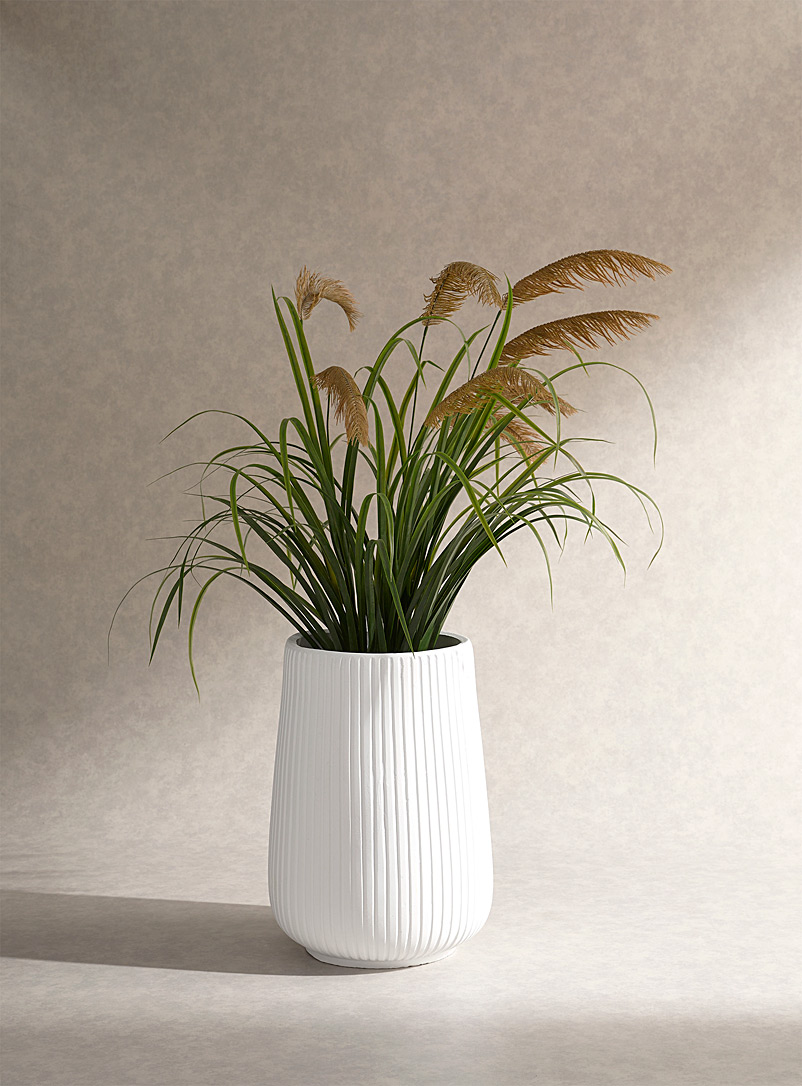 Planters & Garden Accessories | Decor | Simons