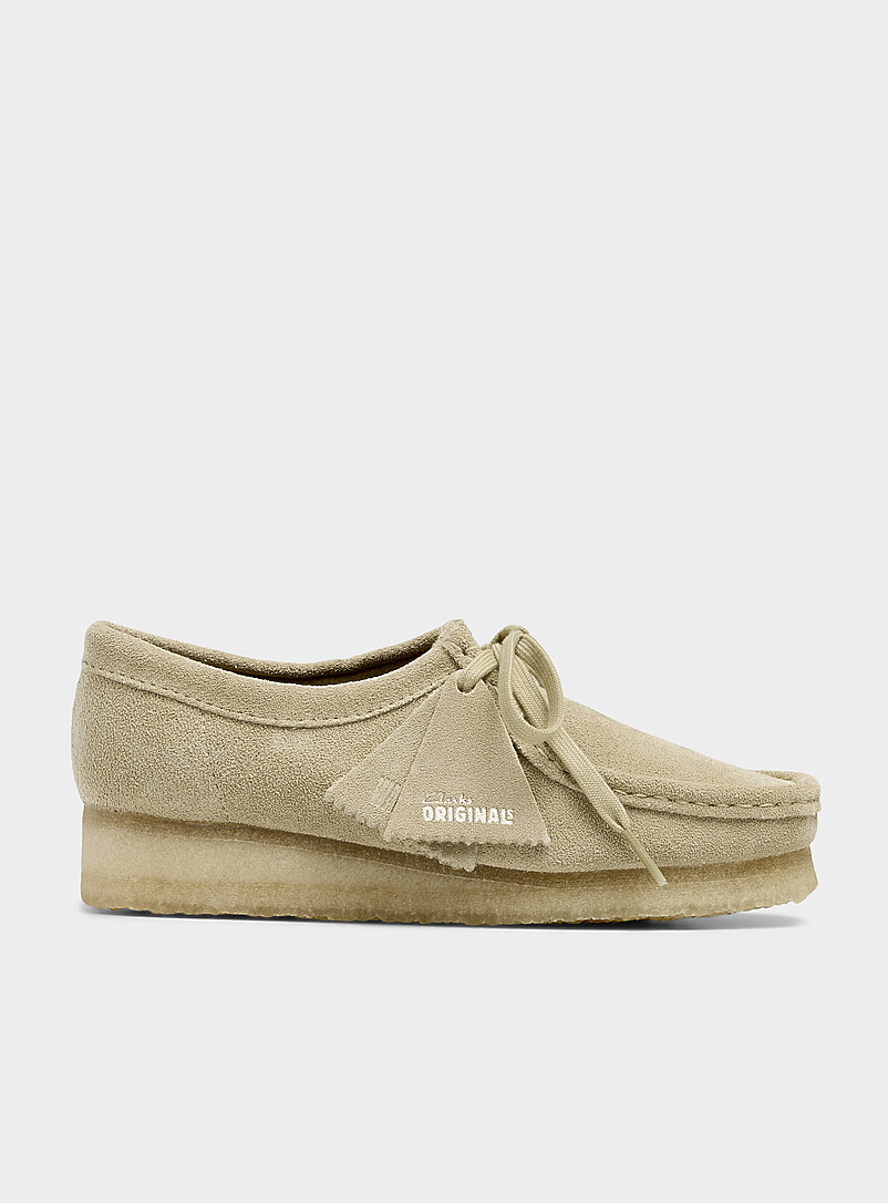 La chaussure mocassin Wallabee suède érable Femme | Clarks | Toutes nos ...