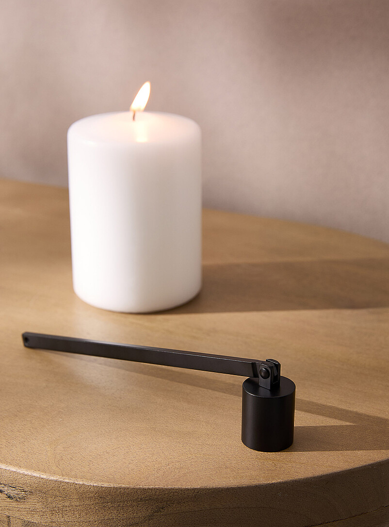 L'éteignoir à chandelle épuré métal noir | Simons Maison | Lumières d ...