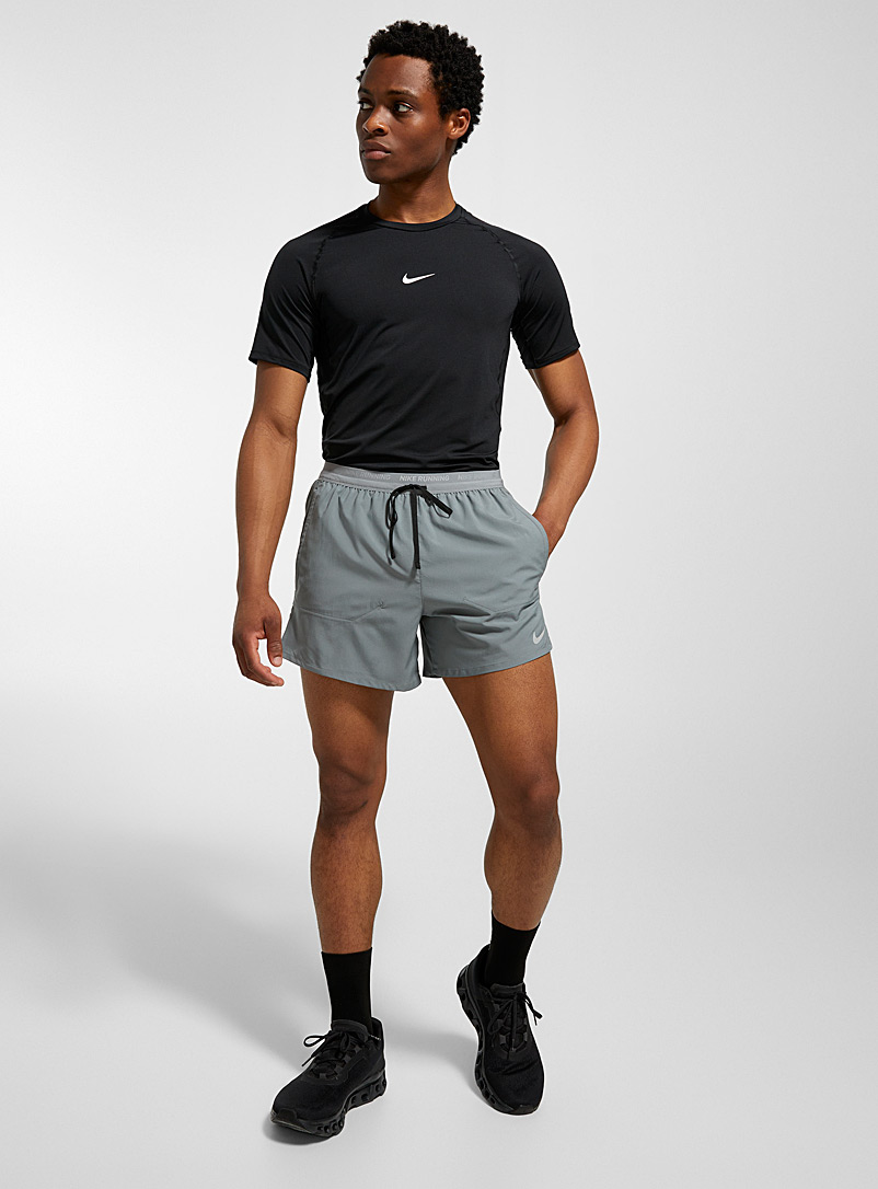 Le short ultraléger Flex Stride | Nike | Shorts sport pour Homme | Simons