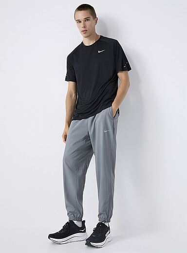 Le jogger toile légère Form | Nike | Pantalons sport pour Homme | Simons