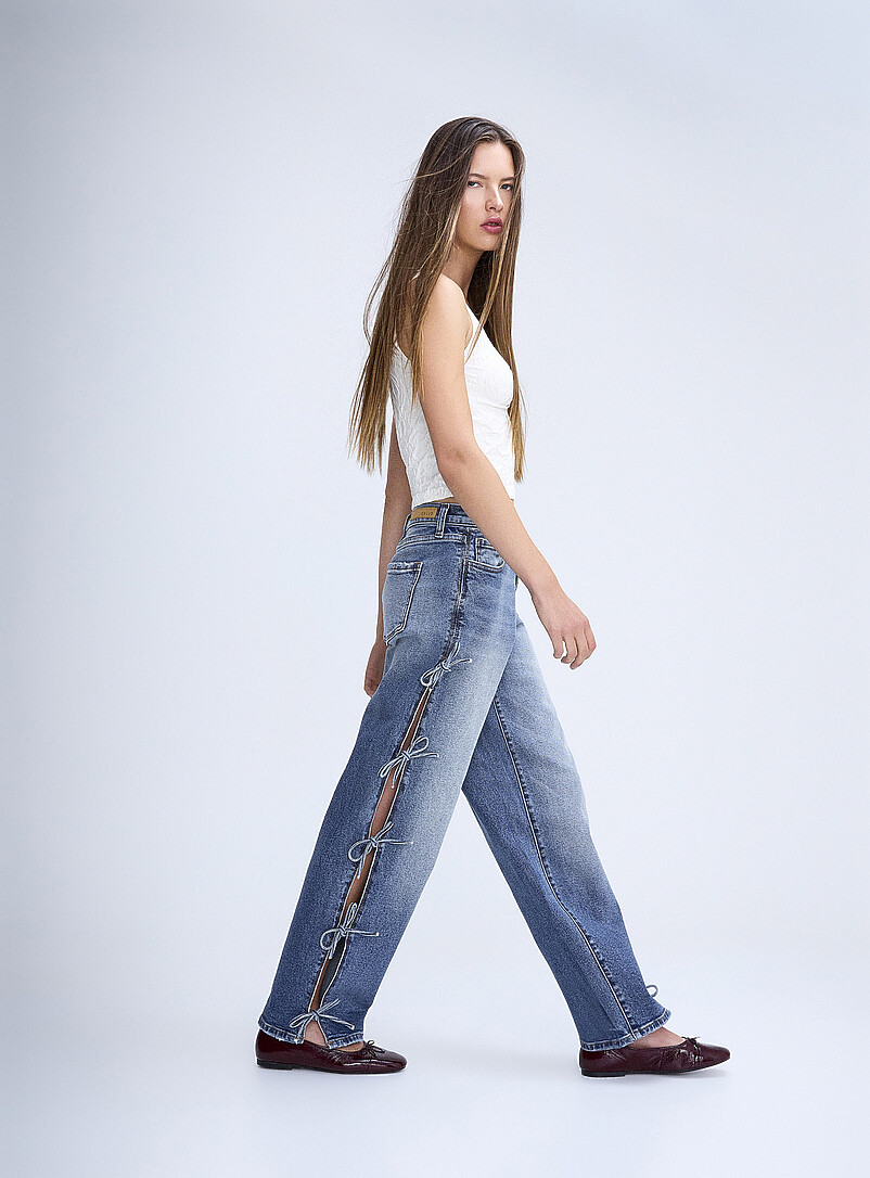 Magasine des Jeans et du Denim pour Femme chez Twik | Simons