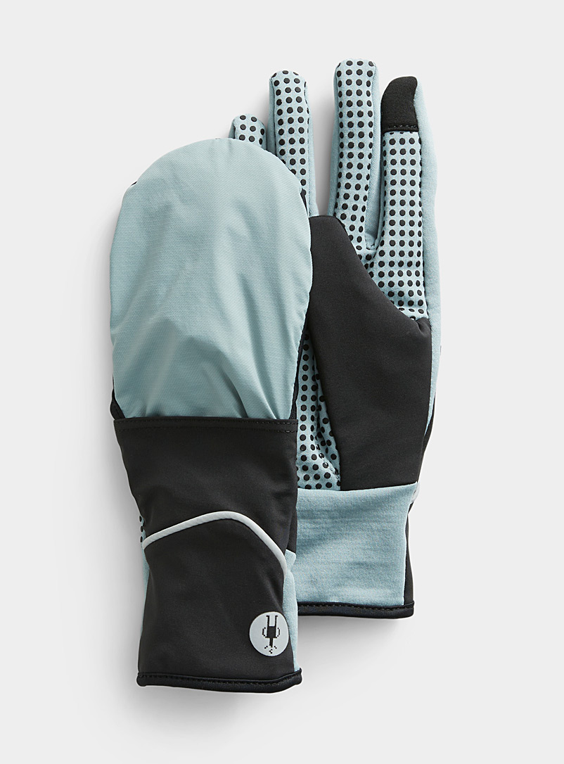 Women's Activewear Accessories | Simons Canada