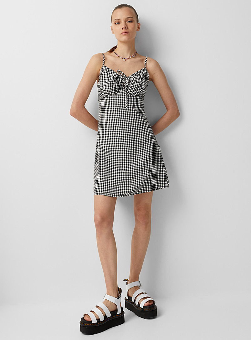 Robes pour Femme | Soirée, Midi, Noire et Plus | Simons