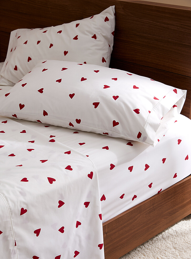 Red hearts percale plus sheet Fits mattresses up to 15 in | Simons ...