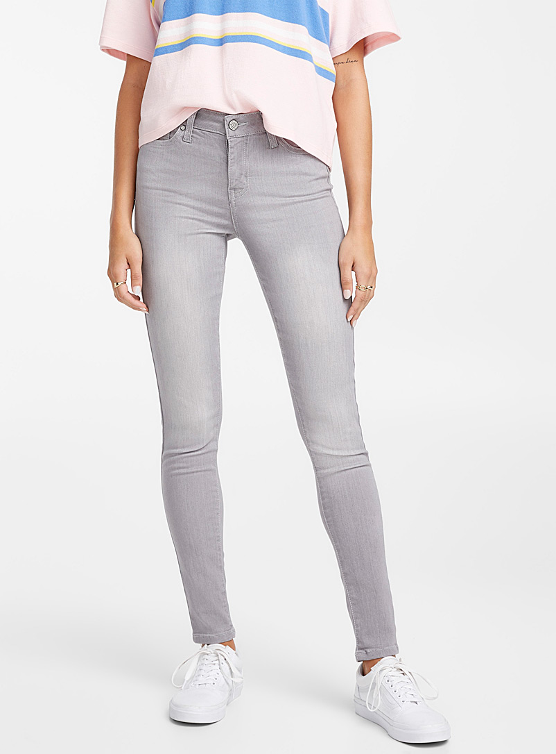 Shop Women's Jeans Online in Canada | Simons