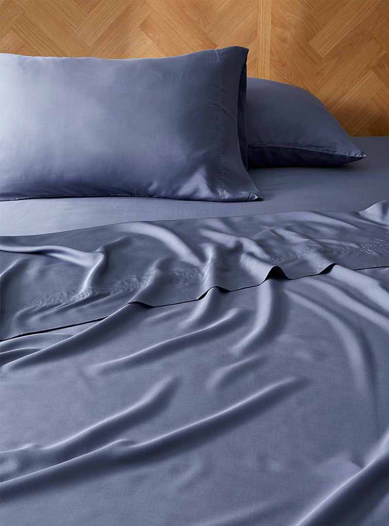 Sheets & Pillowcases | Simons Canada