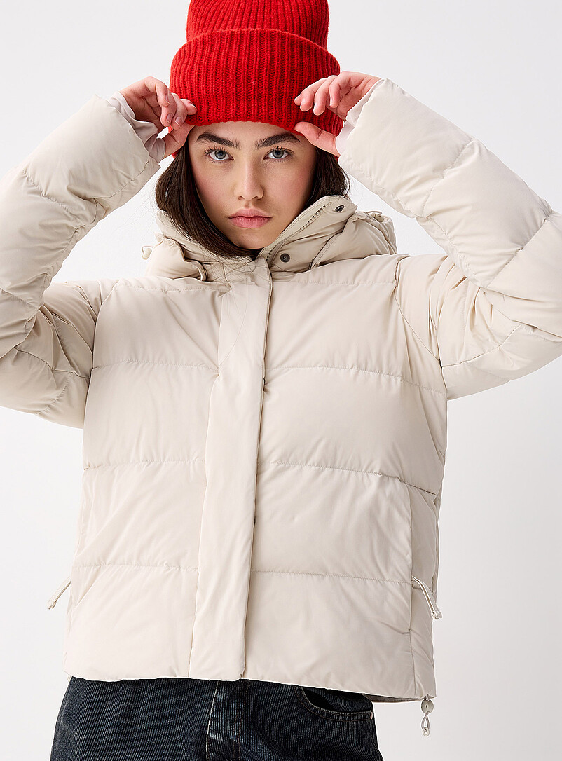 Women's Puffer, Quilted & Down Jackets | Simons Canada