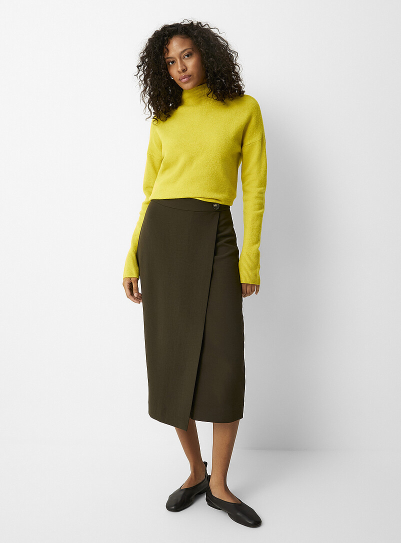 La jupe unie crêpe texturé | Contemporaine | Jupes midi et Jupes mi ...