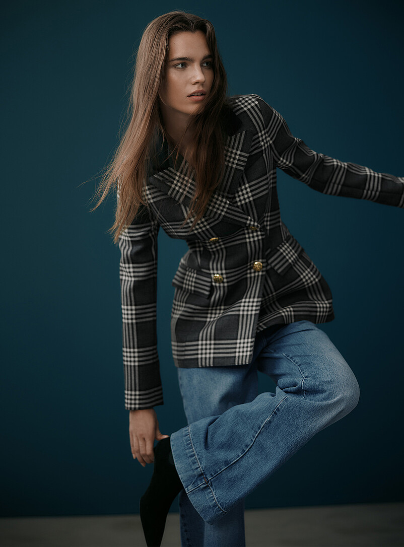 Smythe Clothing Collection for Women | Simons Canada